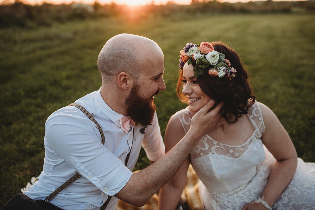 Rustic Sunset Wedding Inspiration with a touch of Vintage