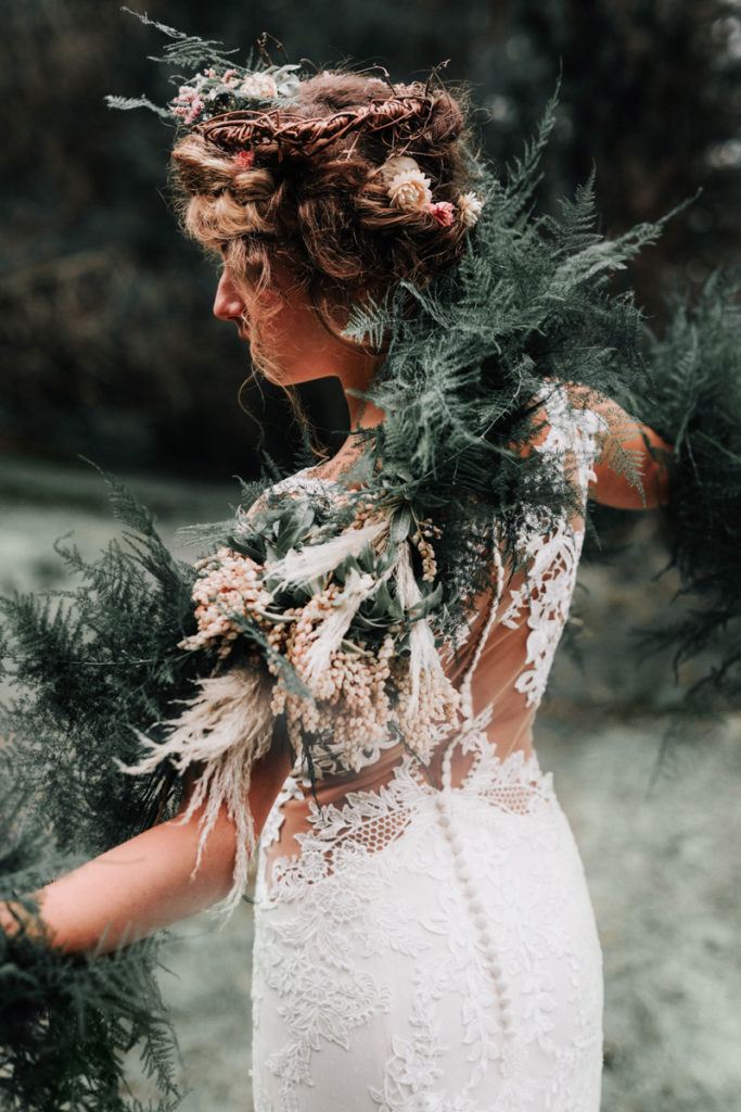 Enchanting and Wild Outdoor Wedding Inspiration in Washington Park - USA