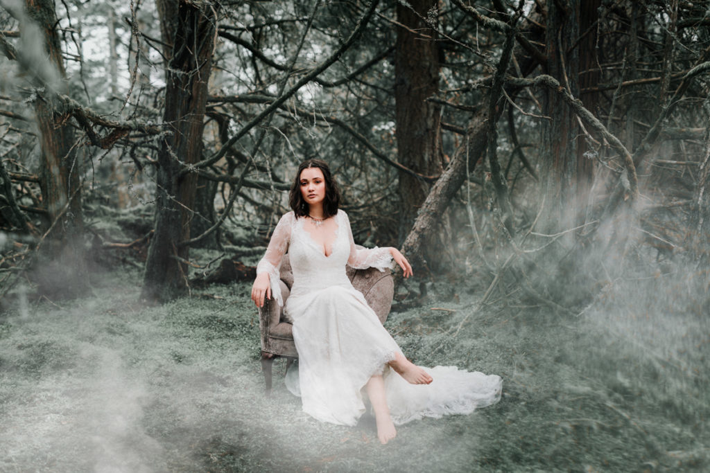 Enchanting and Wild Outdoor Wedding Inspiration in Washington Park - USA