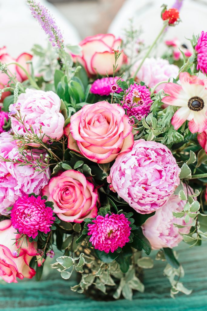 Emerald Wedding Ideas - An Elegant and Modern Styled Elopement in ...