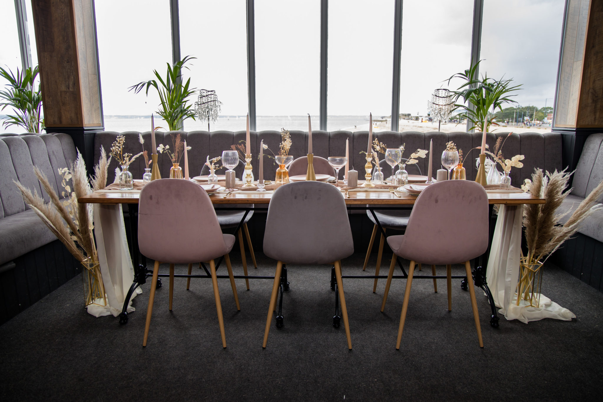 Luxury Seaside Inspired Wedding Inspiration at The Gaiety Bar, Southsea ...