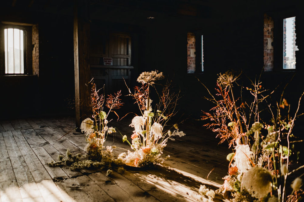 Minimal Wedding Styling; 7 Styling Tips For A Simple Wedding